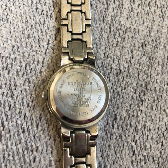 La Express | Accessories | La Express Water Resistant Womans Watch ...